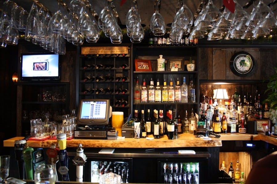 Menus | The Charlton Tavern