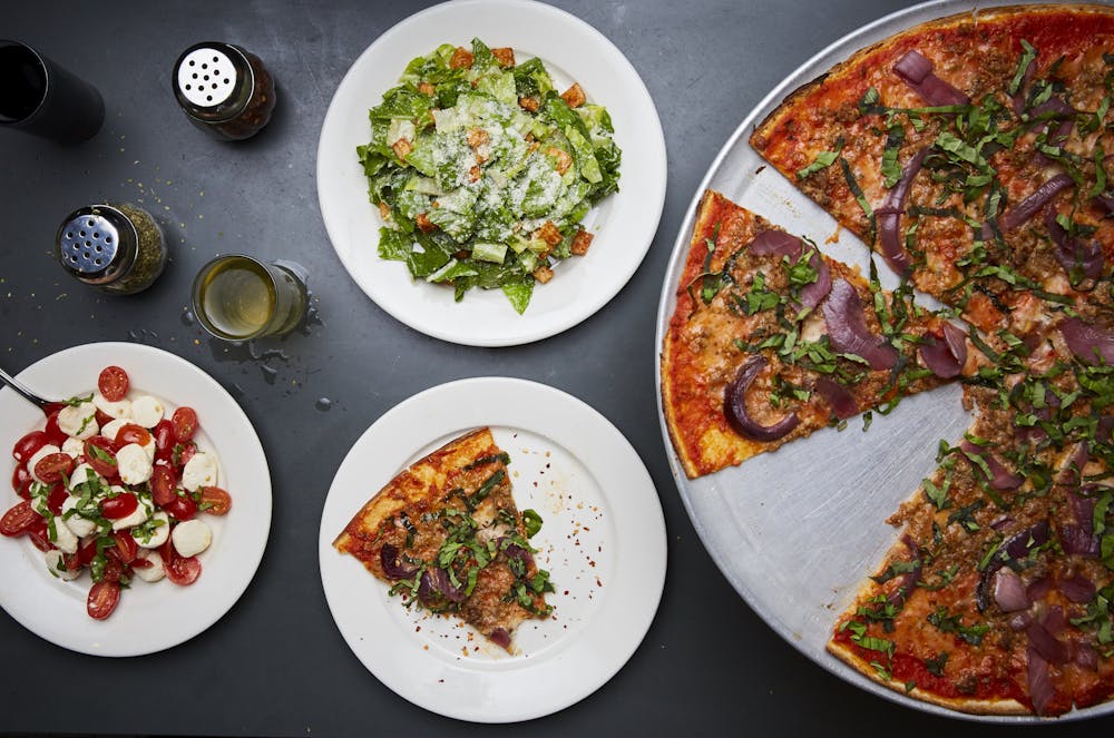 Vezzo | NYC Thin Crust Pizza